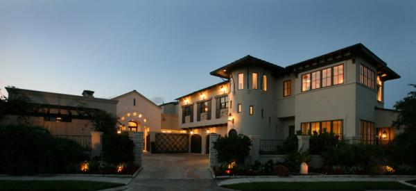 Clear Lake home connects with Bay Area beauty