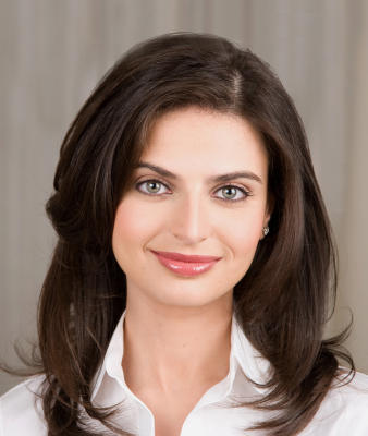 Ex-Houstonian debuts today as anchor on GMA