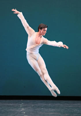 Houston Ballet offers a program to savor