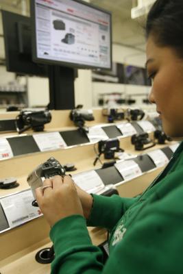 CompUSA makes a return with a new concept