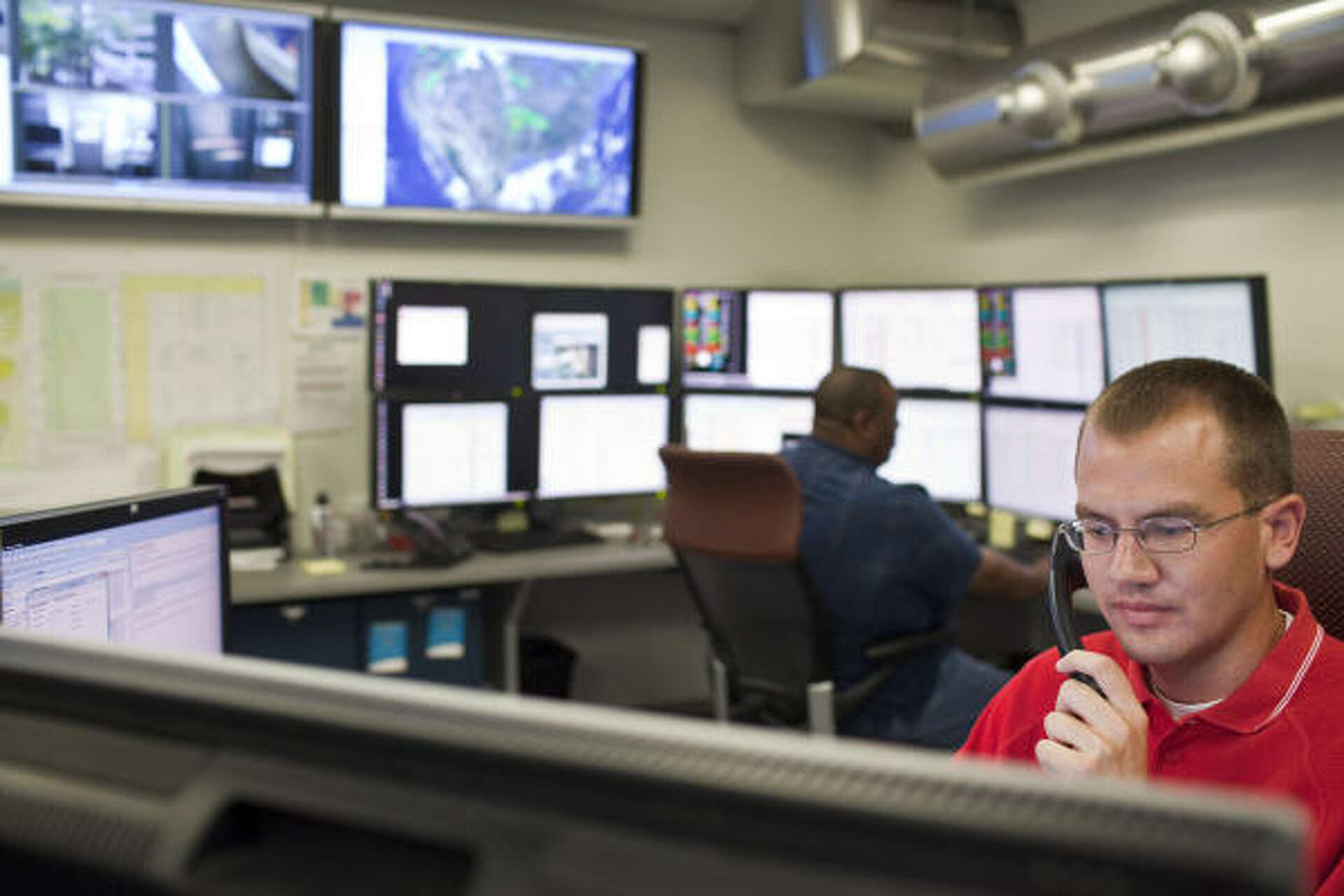 Shell's shore-based engineers monitor offshore rigs