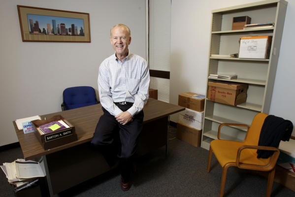 Retiring UH professor was a guru of local business