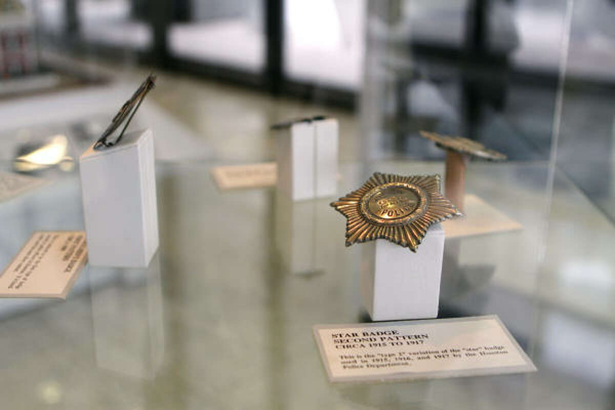 At new home, Houston police museum tells story of service