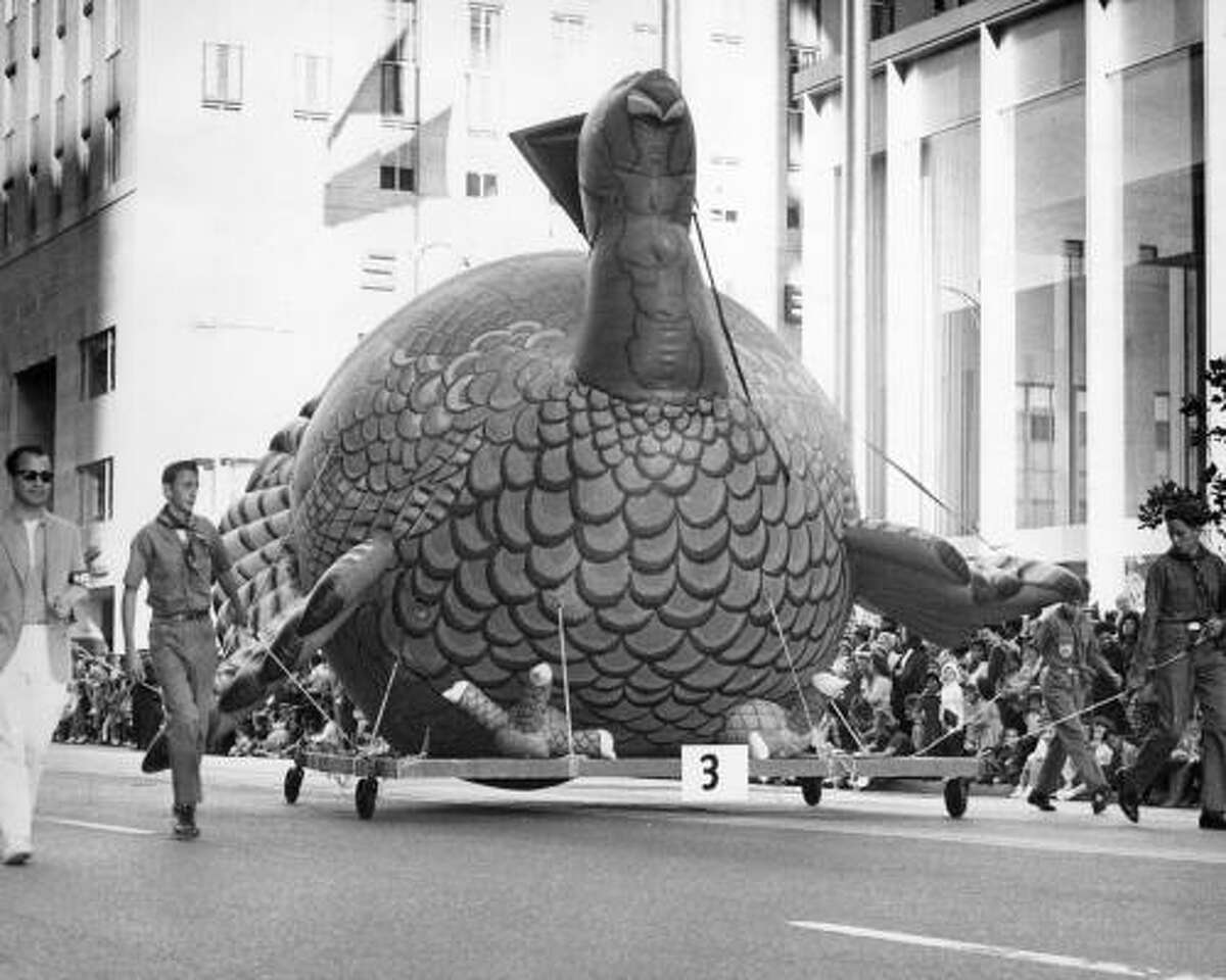 Corporate sponsors ensure Thanksgiving parade will march on