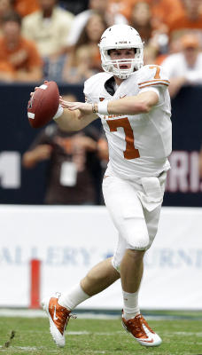 Texas QB Gilbert ready for road test against Tech