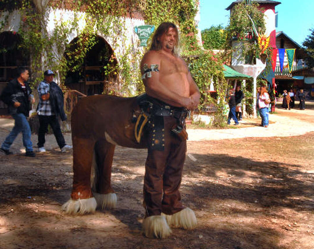 Texas RenFest ramping up for 40th year with weekend auditions