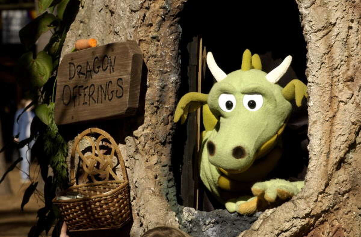 Texas RenFest ramping up for 40th year with weekend auditions