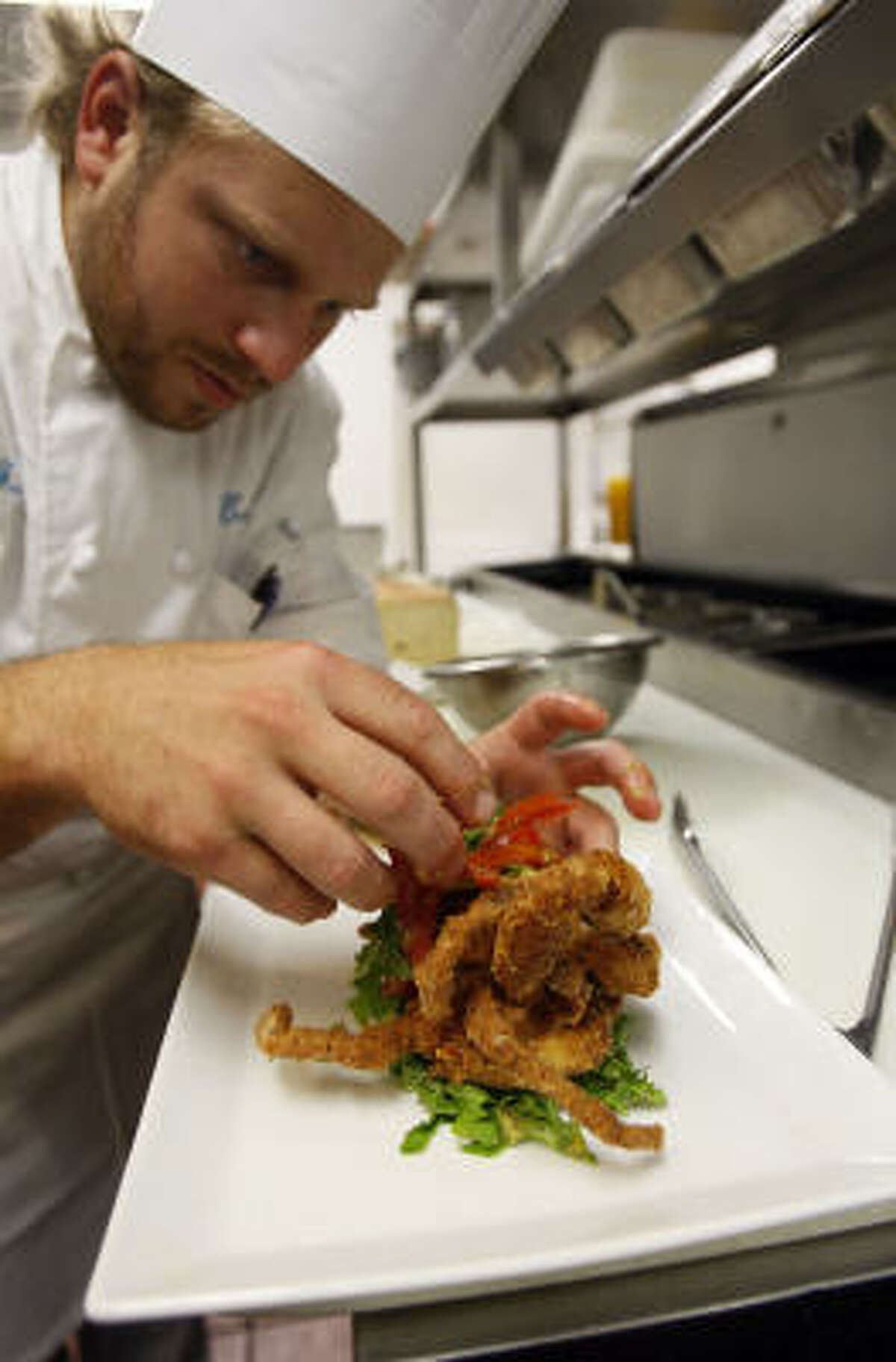 The Old Clam House named California's most iconic restaurant by Thrillist
