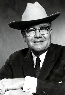 Briscoe, first governor with 4-year term, dies at 87