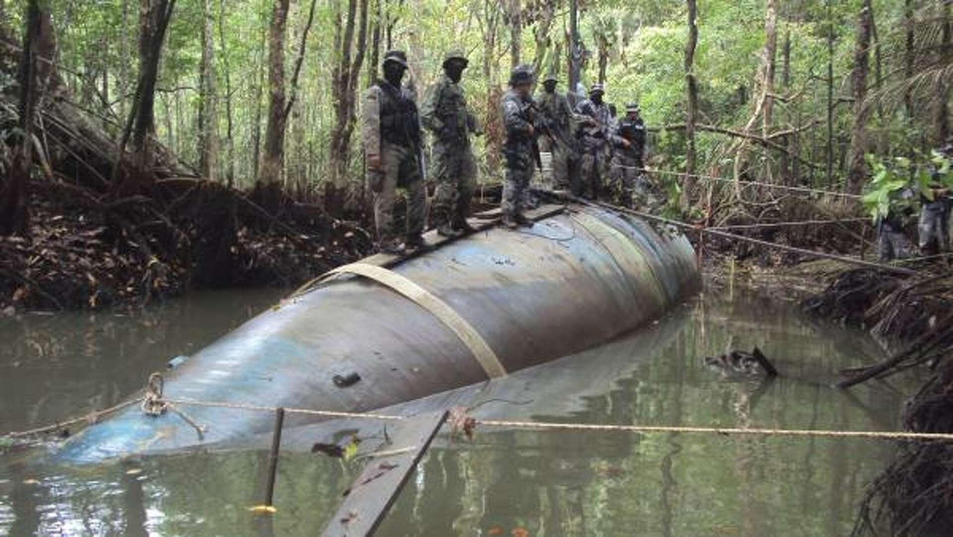 How cartels use 'narco-submarines' to smuggle drugs by the ton