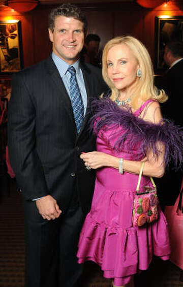 'Shades of Roses' dinner