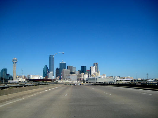 Pocket guide for traveling to, around the Dallas-Forth Worth area