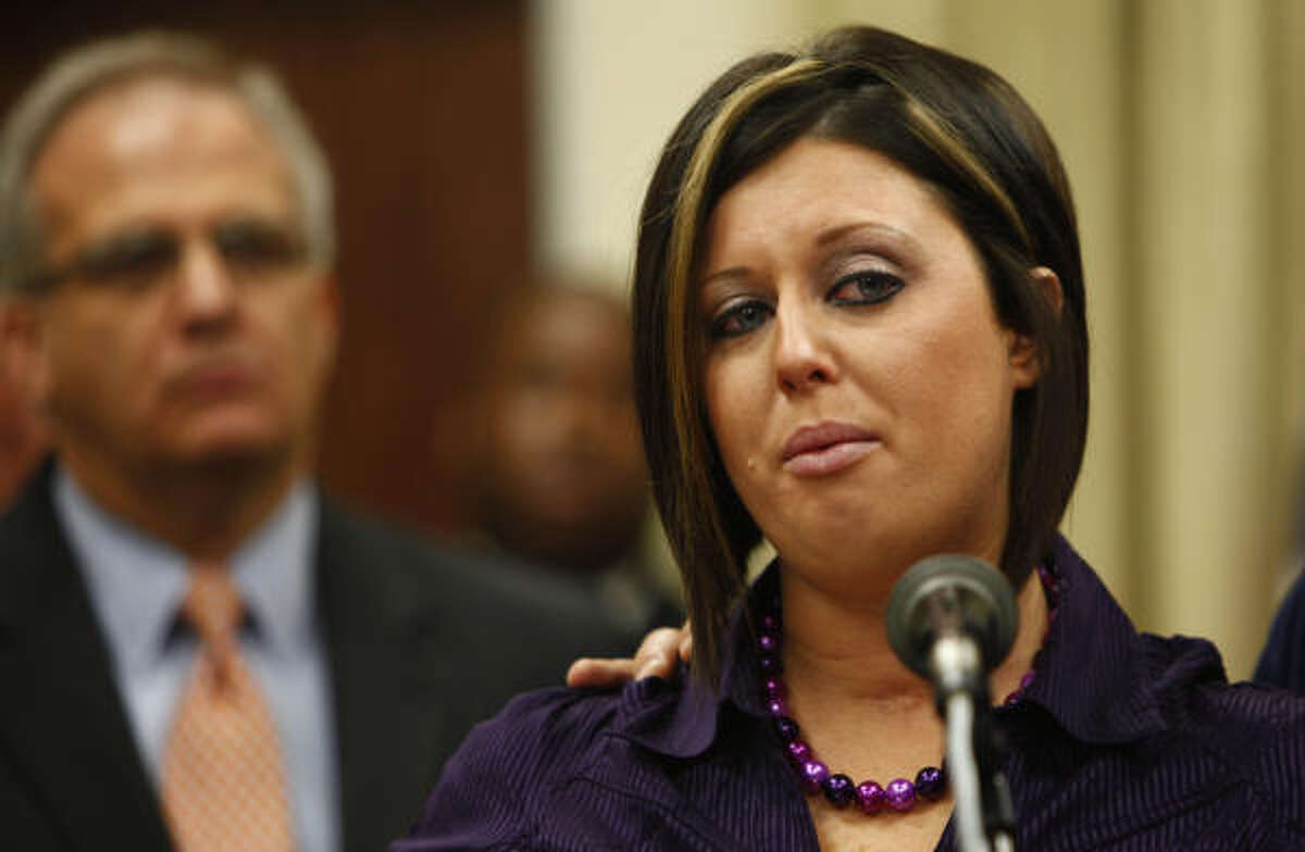 Dickinson girl's shocking 1990s abduction survival story to be featured ...