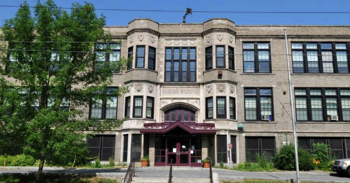 Poor grades for middle schools