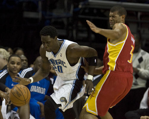 Magic 110, Rockets 92