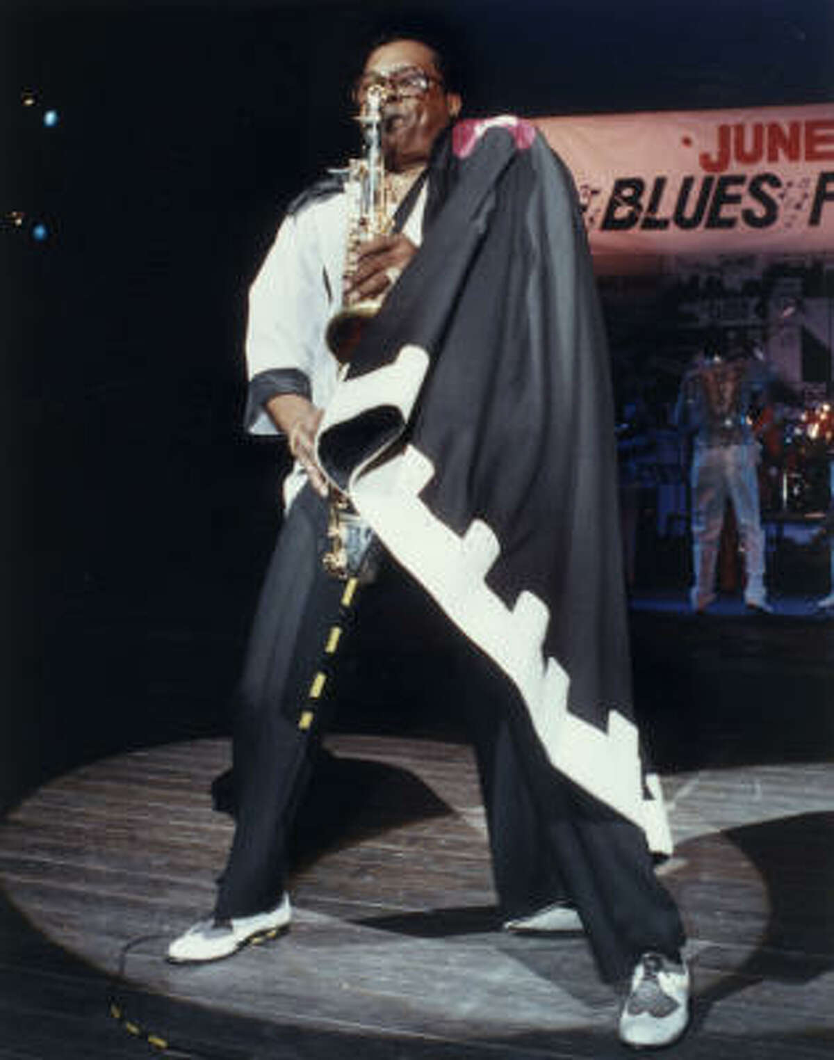 Houston blues musician Little Joe Washington dies