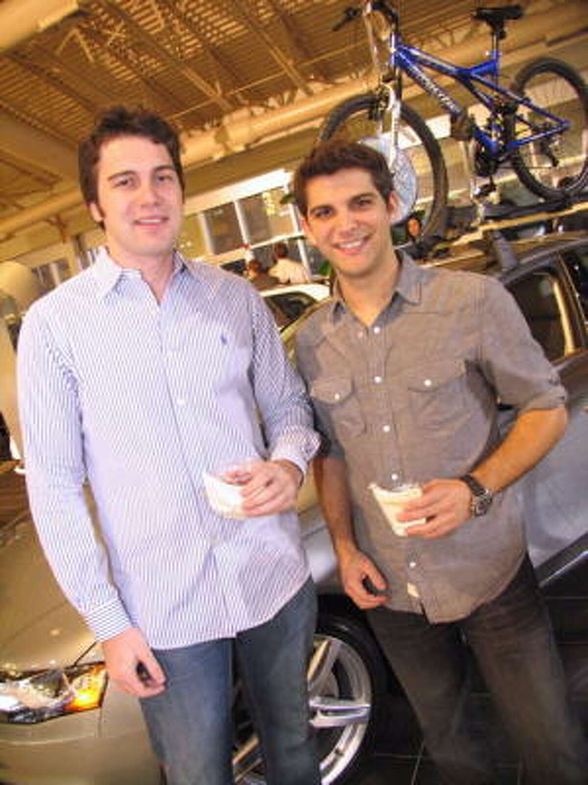 Seensters: Houston Zoo kick off party