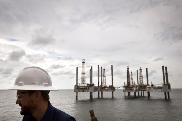 Idle rigs in shallow water