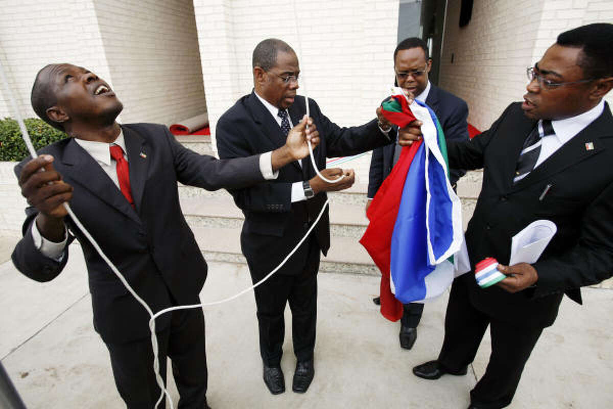 Equatorial Guinea seeks investment via consulate here
