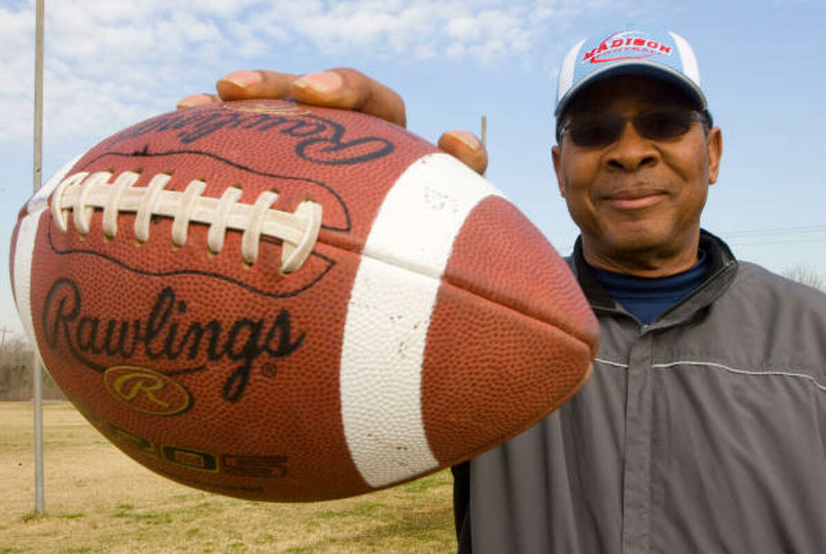 Madison football coach Seals worthy of his award