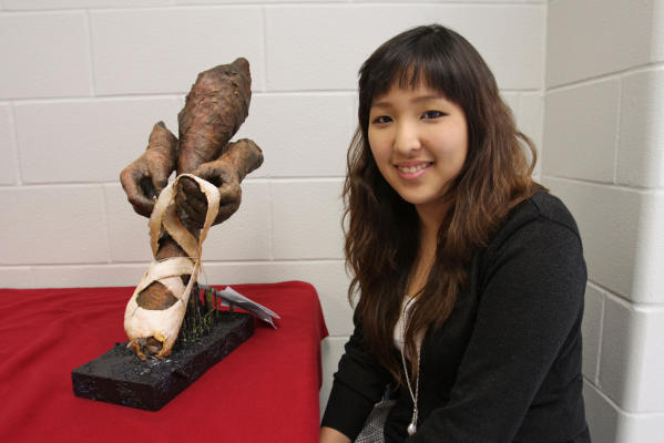 Katy student reflects personal visions through art