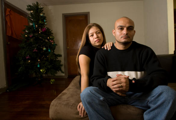 Agency, advocates assail ICE on detainee transfers