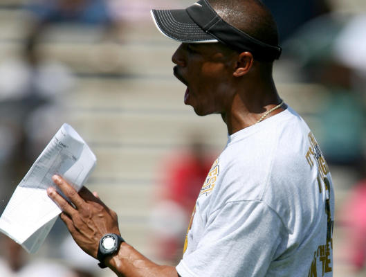 Aldine football coach Crawford enjoying homecoming