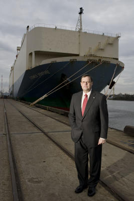 Port's new CEO learns the ropes, delivers the message