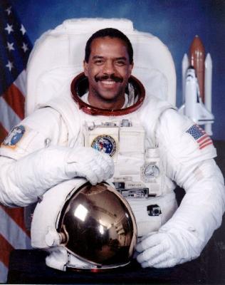 First African-American astronaut to walk in space to speak at museum