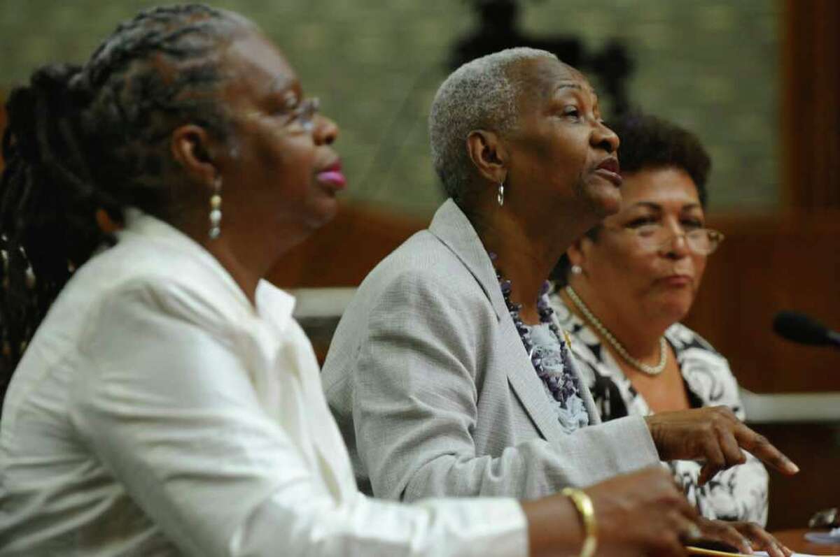 Redistricting panel with diminished role lives on with $1.5 million budget