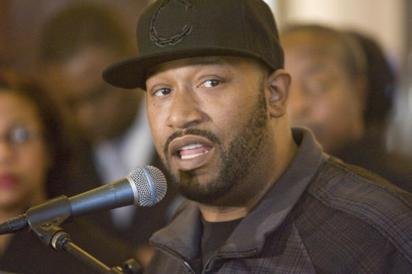 Hip-hop artists join in Houston to stop the violence