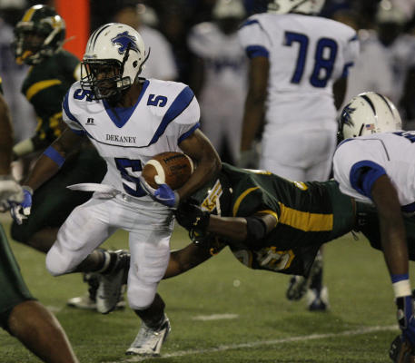 DeKaney's Williams named football player of week