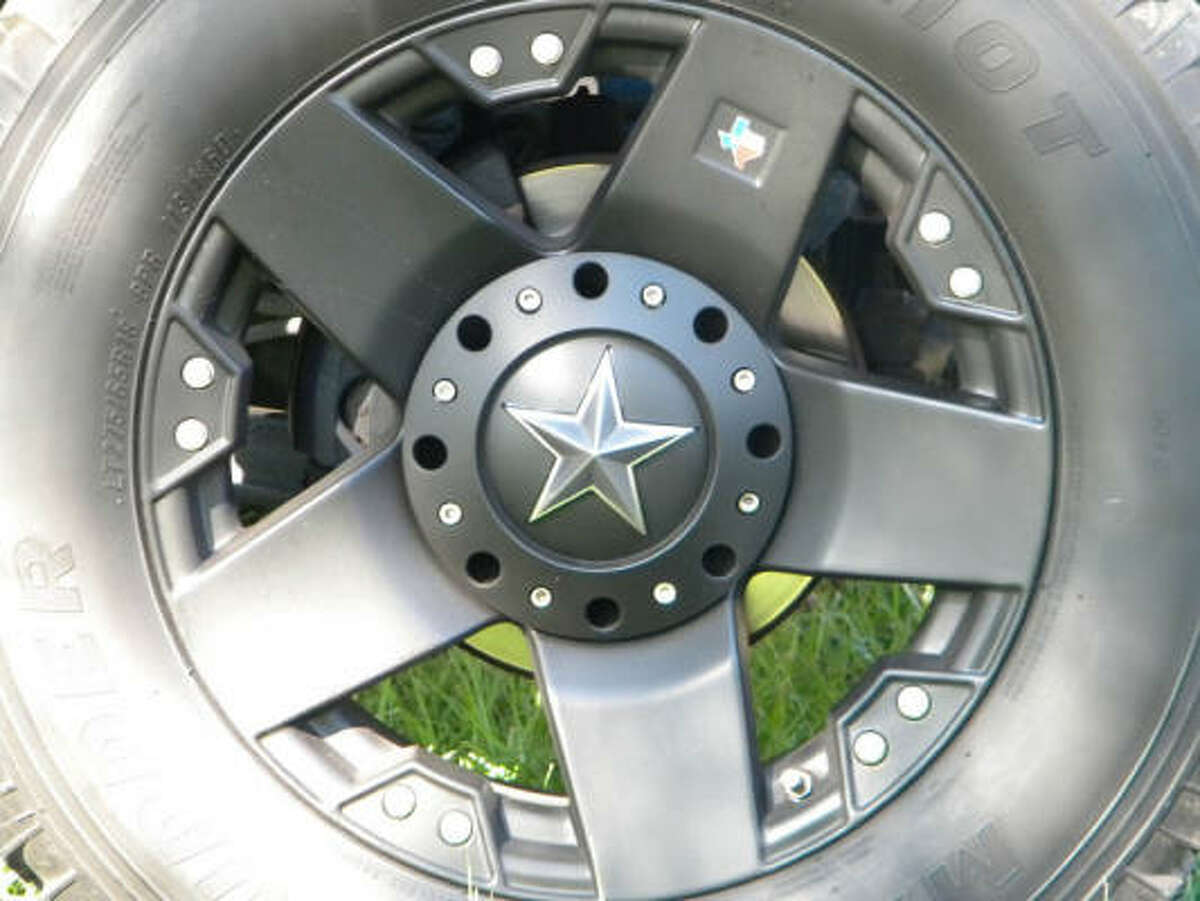 Pickin' up on a Texas theme