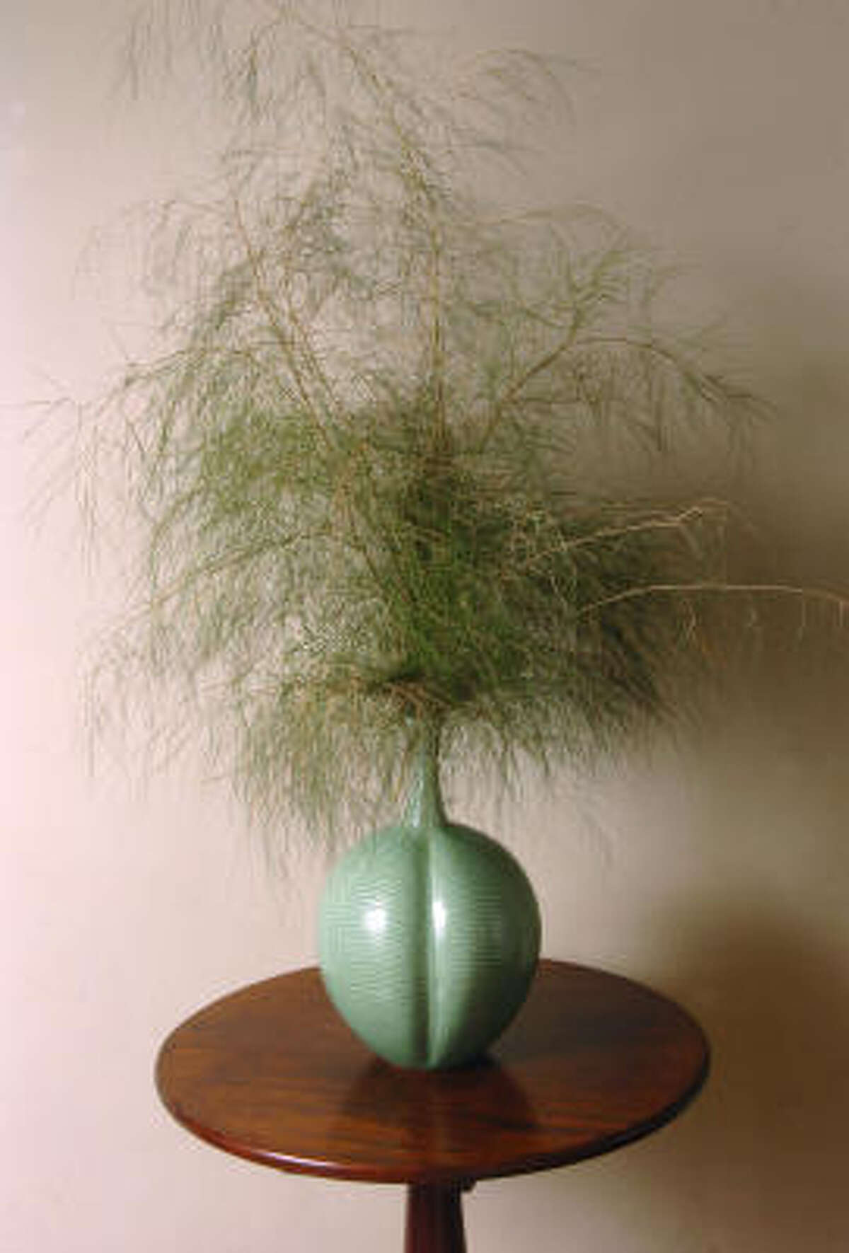 Put graceful ornamental grasses on your holiday table