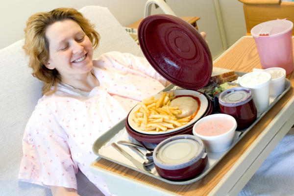 Dietitians share the healthy eating message with patients