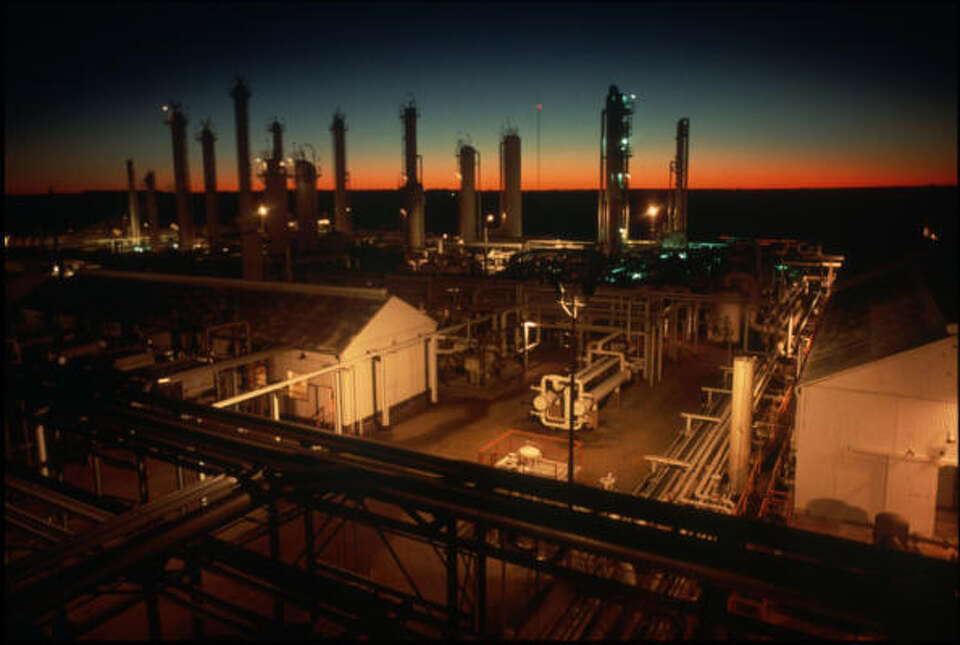 Exec Mitchell laid groundwork for shale gas surge