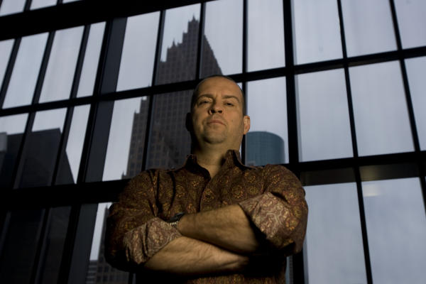 Baritone sings Verdi's praises