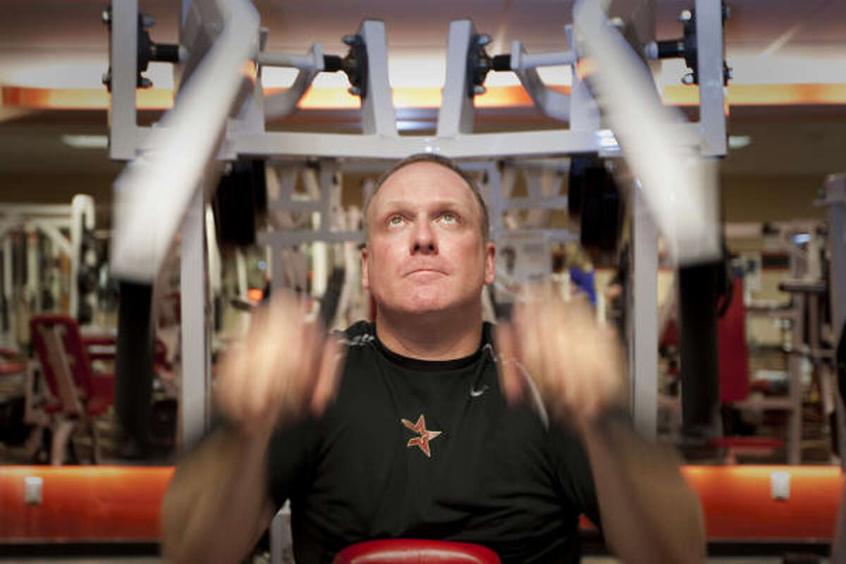 Astros coach is living healthier after cancer