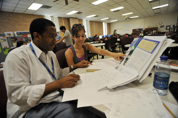 San Jacinto College: Success centers help students learn