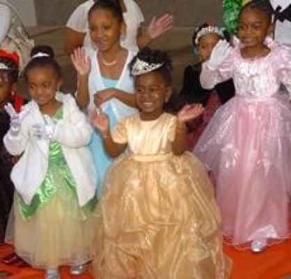 3-year-old is star at her personal Princess premiere