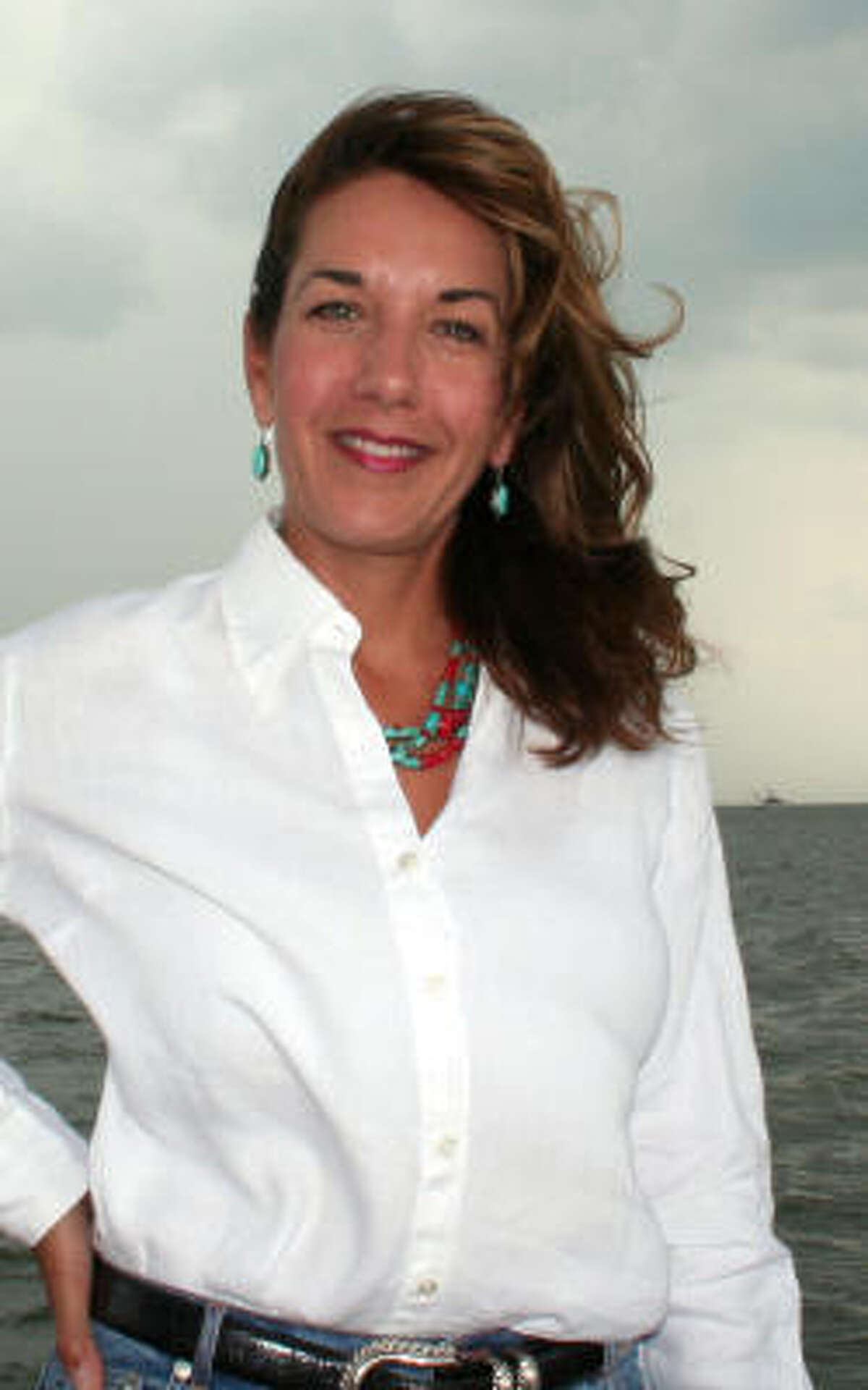 New Kemah councilwoman is wife of former mayor