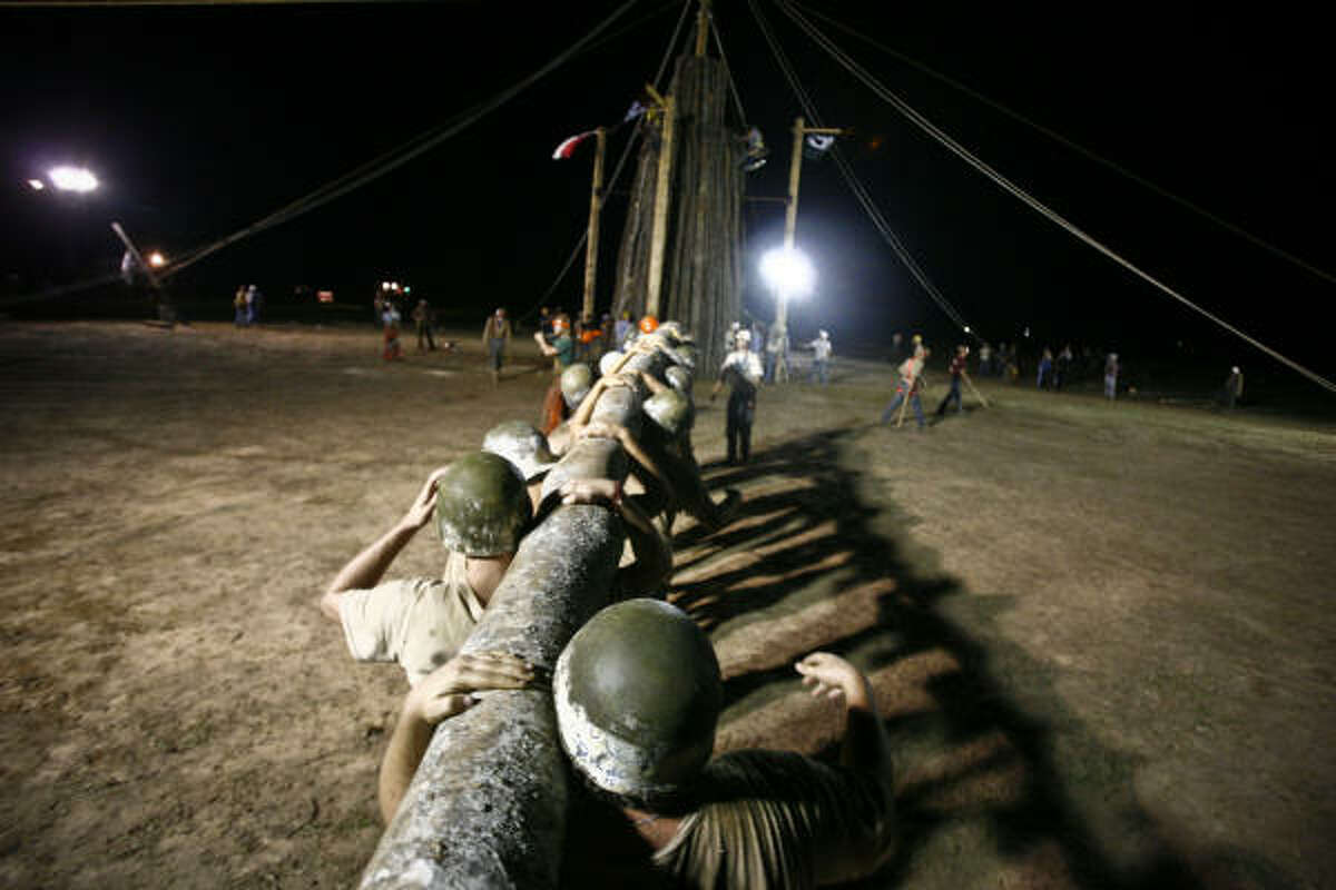 20/20 to recount Aggies' bonfire tragedy Saturday night