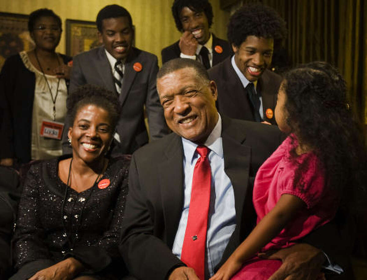 Gene Locke named to fill Commissioner Lee's seat