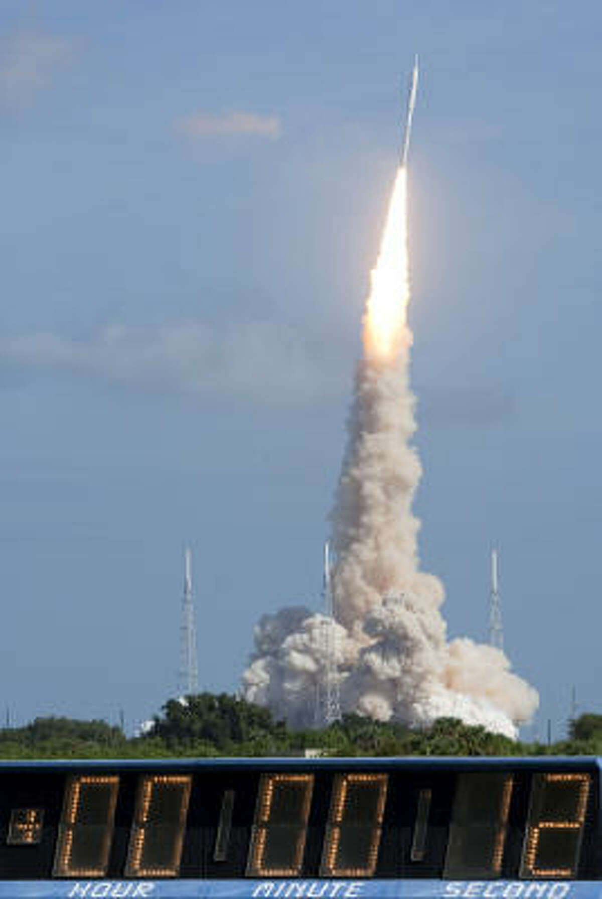 NASA successfully launches Ares 1-X