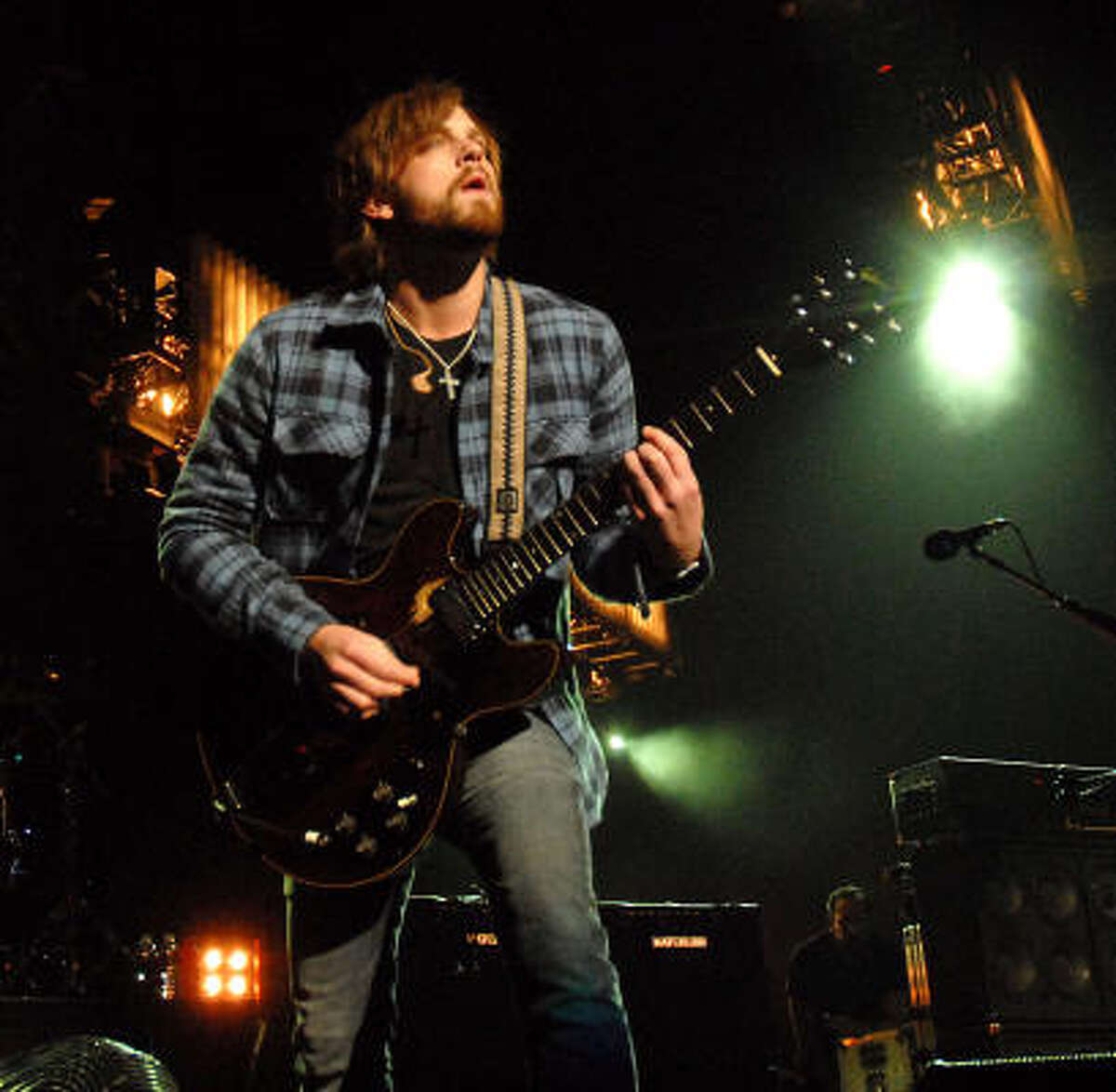 Kings Of Leon Lead Singer Caleb at Linda Redmon blog