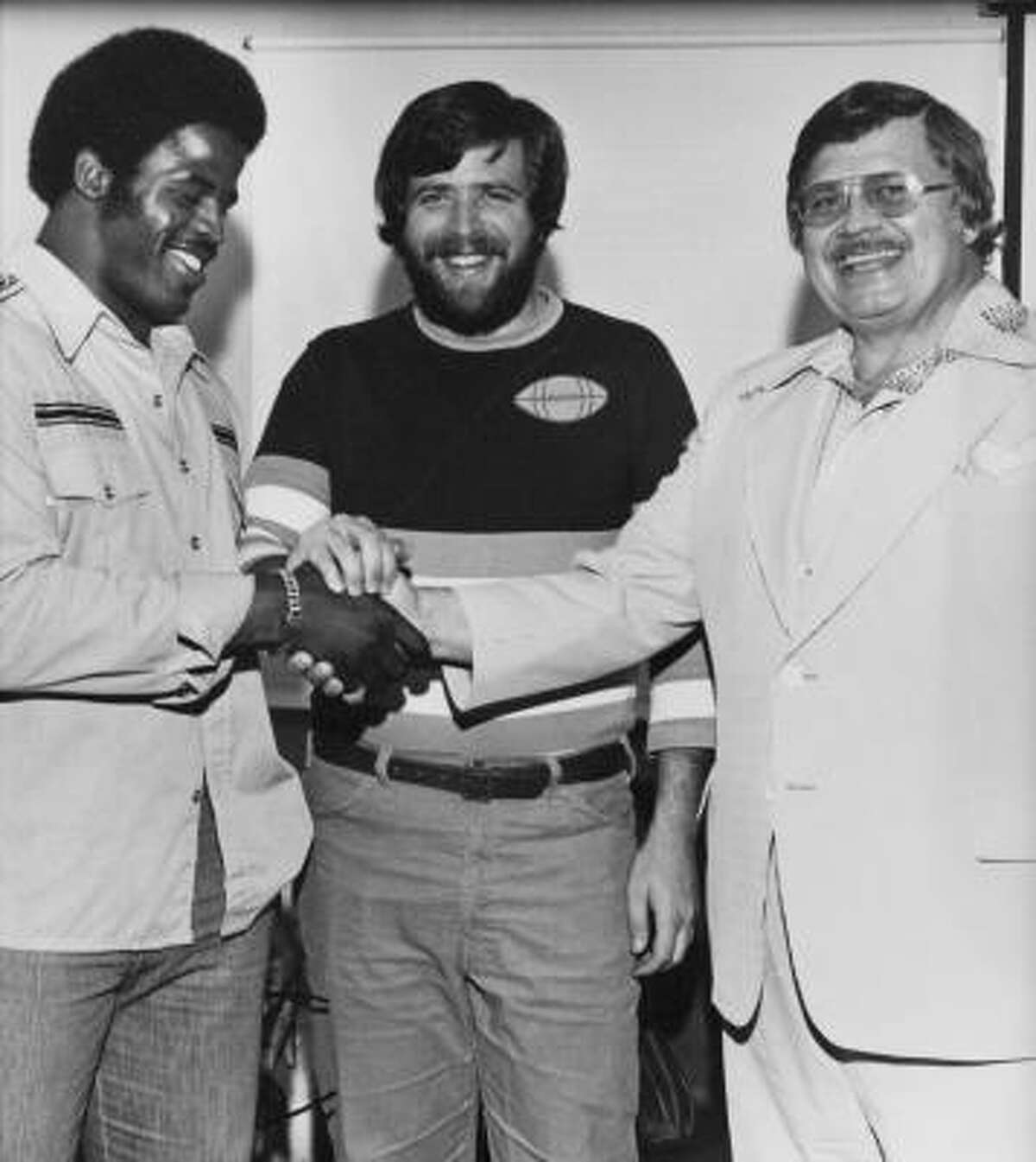 Earl Campbell photos that will make you miss the Oilers