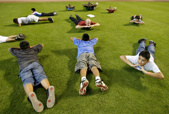 10 tips to keep kids' minds active