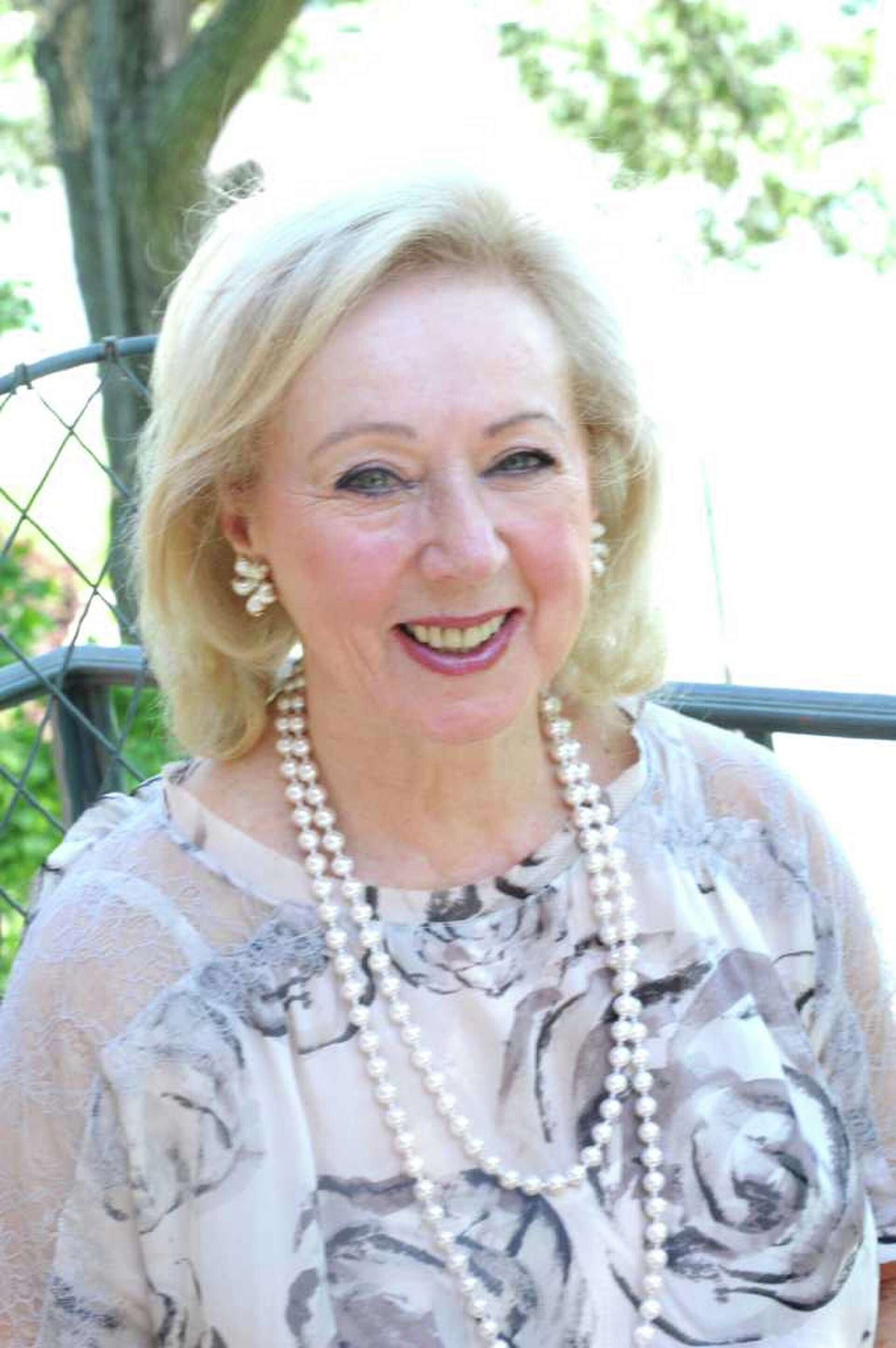 Holocaust orphan keeps family's memory aflame in new memoir
