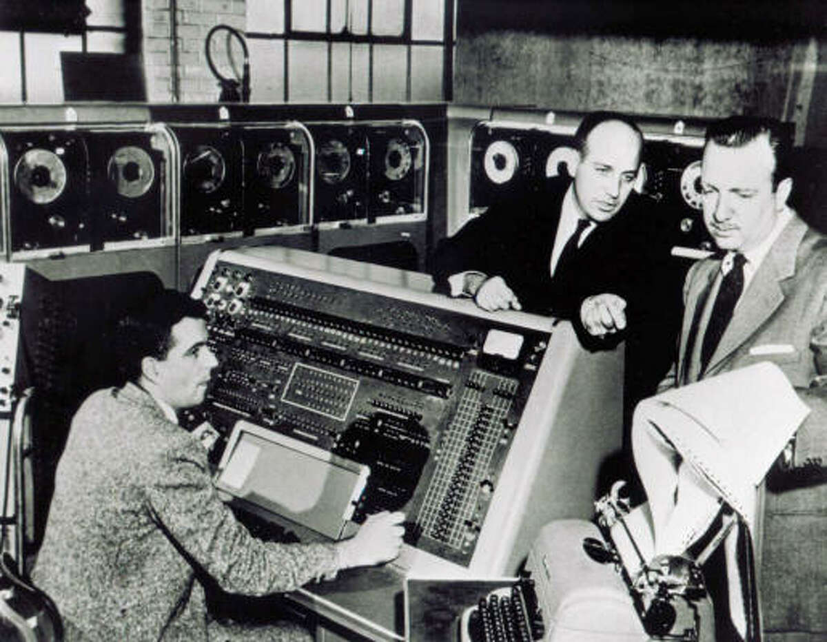 8 facts about Walter Cronkite