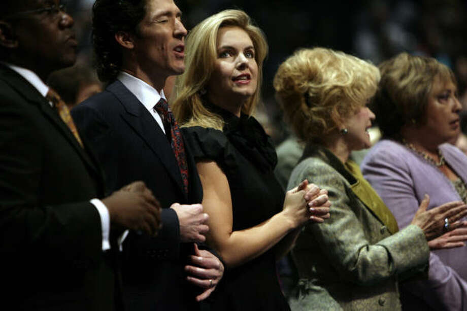 Osteen tour tickets are a hot item for scalpers - Beaumont Enterprise